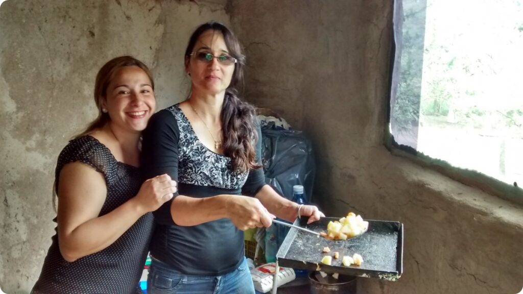 Konecta Foundation & Las Omas: Rebuilding Lives together